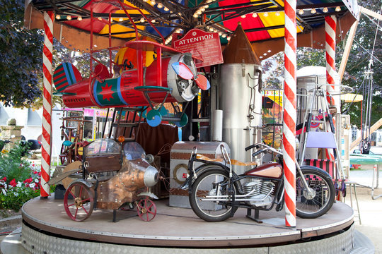 Giostra Images – Browse 1,274 Stock Photos, Vectors, and Video | Adobe ...