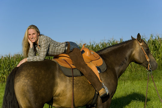 「Westernpferd」の画像 - 1,372 件の Stock 写真、ベクターおよびビデオ | Adobe Stock
