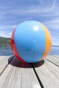 รูปภาพBeachball – เลือกดูภาพถ่ายสต็อก เวกเตอร์ และวิดีโอ31,700 | Adobe ...