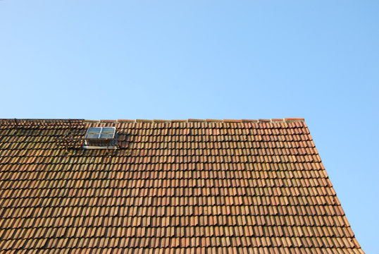 Dachfirst bilder – Bläddra bland 845 stockfoton, vektorer och videor ...