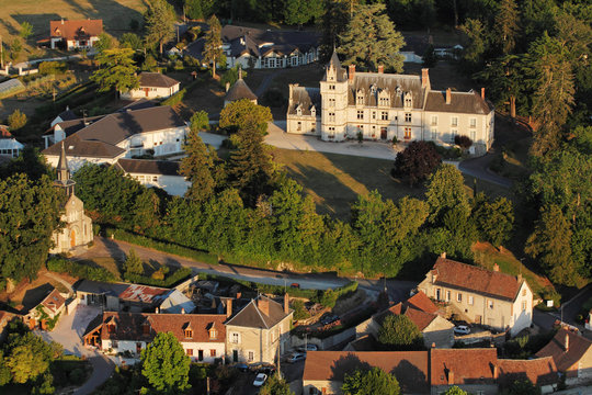 Rilly-Sur-Loire - Images et vidéos libres de droits | Adobe Stock