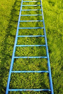 Metallleiter Images – Browse 81 Stock Photos, Vectors, and Video ...