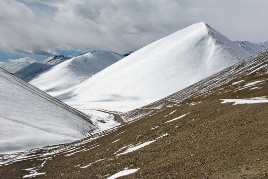 Kyang-Bilder: Stock-Fotos & -Videos. | Adobe Stock