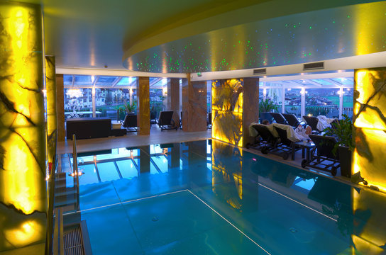 Wellness-Oase-Bilder: Stock-Fotos & -Videos. | Adobe Stock