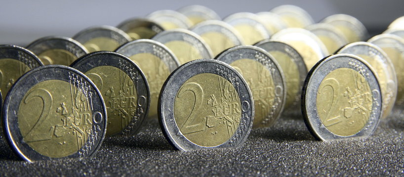 「Geldhaufen」の画像 - 704 件の Stock 写真、ベクターおよびビデオ | Adobe Stock