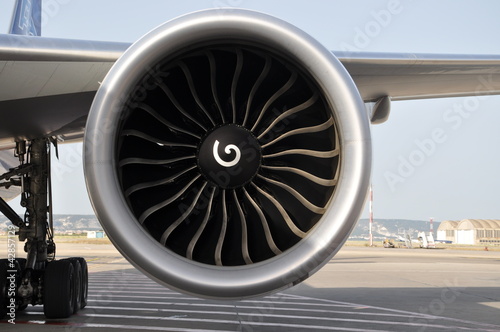 "Avion, réacteur" photo libre de droits sur la banque d'images Fotolia ...