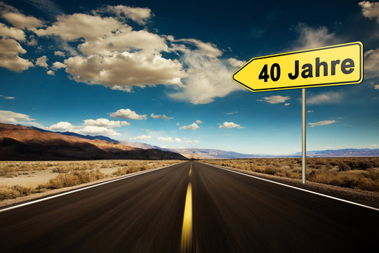 Imágenes de "Vierzig Jahre": descubre bancos de fotos, ilustraciones ...
