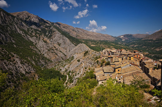 「Castrovalva」の写真素材 | 76件の無料イラスト画像 | Adobe Stock