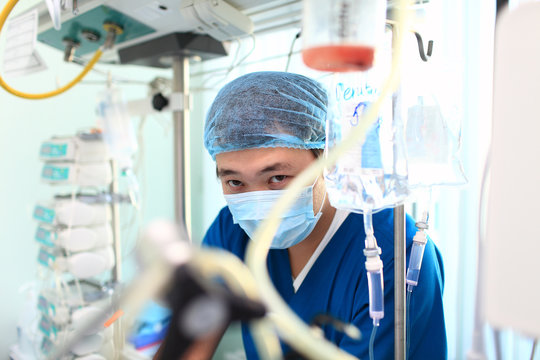 "Intensive Care" Bilder – Durchsuchen 5,398 Archivfotos, Vektorgrafiken und Videos | Adobe Stock