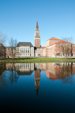 "Kieler Rathaus" bilder – Bläddra bland 45 stockfoton, vektorer och ...