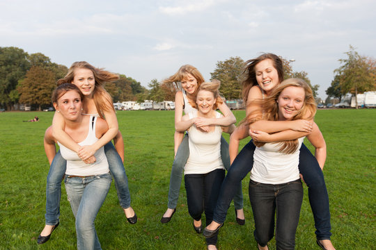 Huckepack Images – Browse 2,030 Stock Photos, Vectors, and Video ...