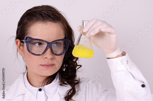 "junge laborantin" Stockfotos und lizenzfreie Bilder auf Fotolia.com ...