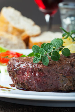 Rindssteak Images – Browse 58 Stock Photos, Vectors, and Video | Adobe ...