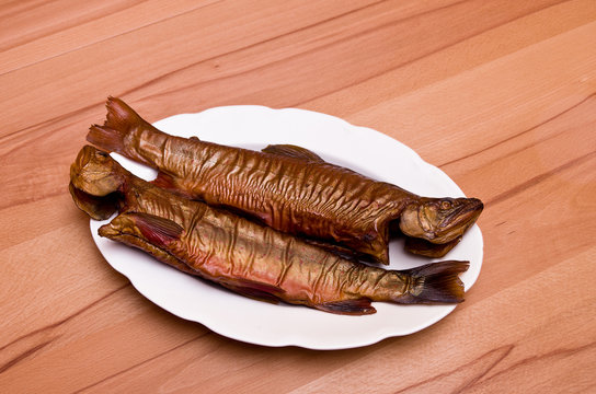 「Lachsfisch」の画像 - 142 件の Stock 写真、ベクターおよびビデオ | Adobe Stock