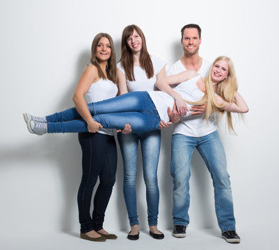 Posieren Images – Browse 18,292 Stock Photos, Vectors, and Video ...