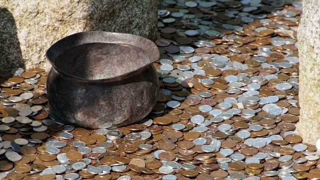 รูปภาพSpendentopf – เลือกดูภาพถ่ายสต็อก เวกเตอร์ และวิดีโอ162 | Adobe Stock