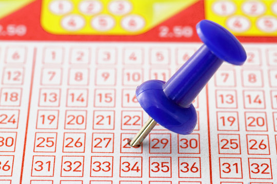 Zahlenlotto Billeder – Gennemse 258 stockfotos, vektorer og videoer ...