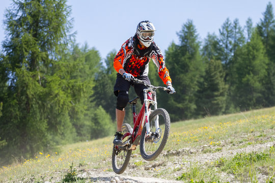 Impennare Bilder – Durchsuchen 234 Archivfotos, Vektorgrafiken und ...