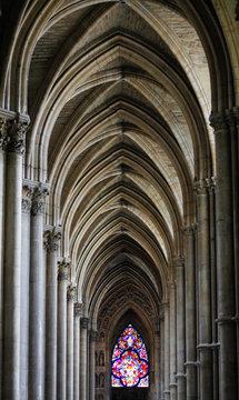 รูปภาพ"Voute – เลือกดูภาพถ่ายสต็อก เวกเตอร์ และวิดีโอ3,277 | Adobe Stock