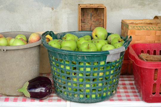 รูปภาพErntekorb – เลือกดูภาพถ่ายสต็อก เวกเตอร์ และวิดีโอ420 | Adobe Stock