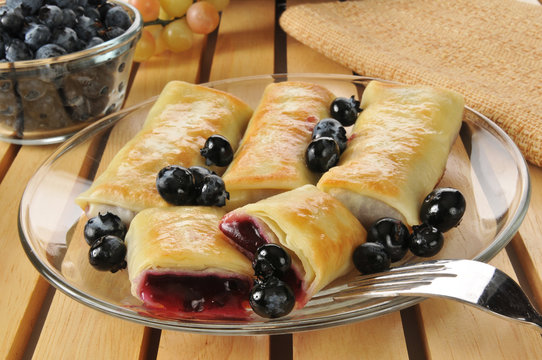 รูปภาพBlintzes – เลือกดูภาพถ่ายสต็อก เวกเตอร์ และวิดีโอ32,384 | Adobe Stock