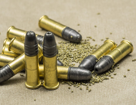 รูปภาพBallistite – เลือกดูภาพถ่ายสต็อก เวกเตอร์ และวิดีโอ86 | Adobe Stock