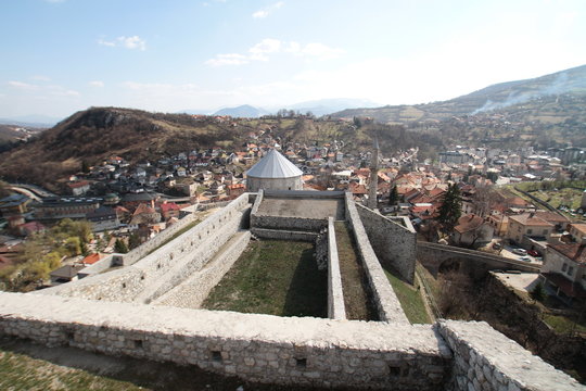 Travnik Bilder – Durchsuchen 840 Archivfotos, Vektorgrafiken und Videos ...