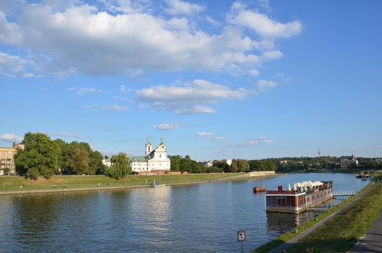 รูปภาพVistule – เลือกดูภาพถ่ายสต็อก เวกเตอร์ และวิดีโอ451 | Adobe Stock