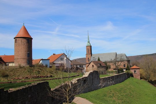 รูปภาพDilsberg – เลือกดูภาพถ่ายสต็อก เวกเตอร์ และวิดีโอ258 | Adobe Stock