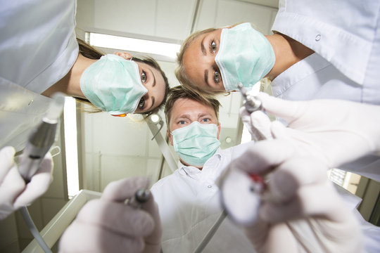 Routine-Operation Bilder – Durchsuchen 2,614 Archivfotos ...