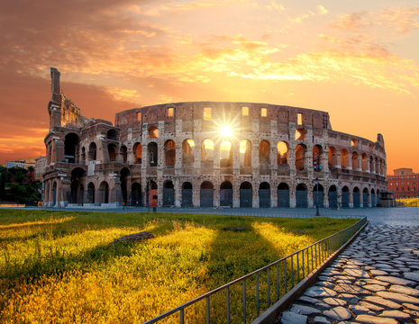 รูปภาพColliseum – เลือกดูภาพถ่ายสต็อก เวกเตอร์ และวิดีโอ91,214 | Adobe ...