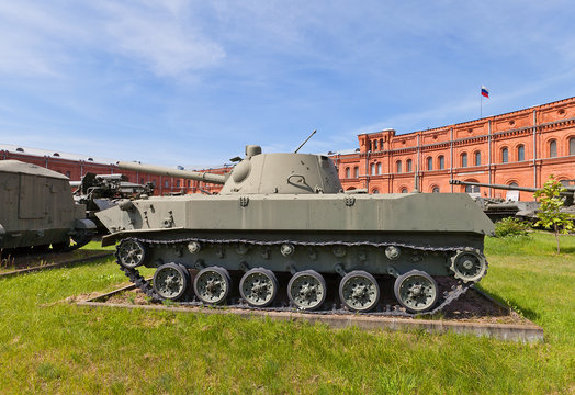 「2S9」の画像 - 3 件の Stock 写真、ベクターおよびビデオ | Adobe Stock