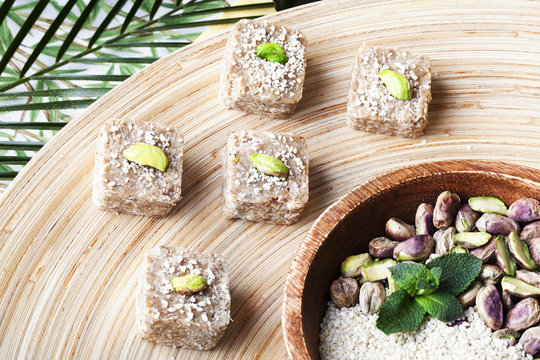 Kerob Bilder – Durchsuchen 388 Archivfotos, Vektorgrafiken und Videos ...