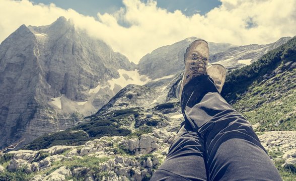 Chilling Images – Browse 1,646,933 Stock Photos, Vectors, and Video ...