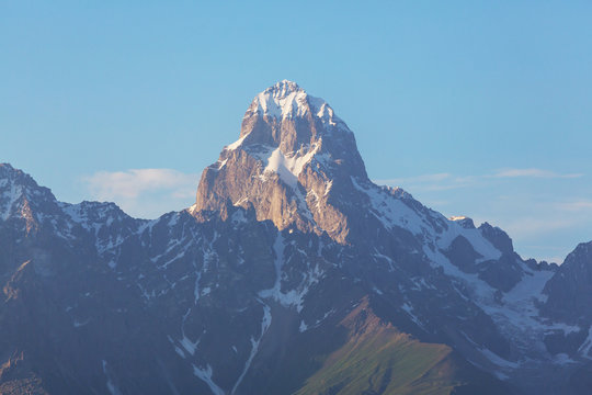 รูปภาพUshba – เลือกดูภาพถ่ายสต็อก เวกเตอร์ และวิดีโอ2,747 | Adobe Stock