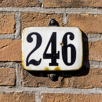 「246」の写真素材 | 1,221件の無料イラスト画像 | Adobe Stock