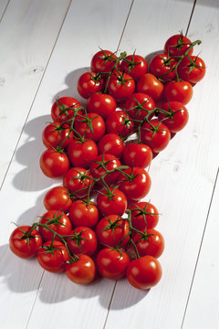 「Strauchtomate」の画像 - 1,450 件の Stock 写真、ベクターおよびビデオ | Adobe Stock