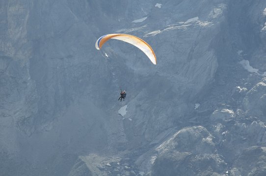 Parapentiste Images – Browse 728 Stock Photos, Vectors, and Video ...