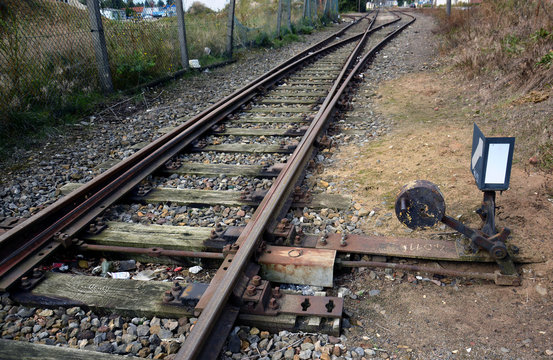 Bahnschiene bilder – Bläddra bland 866 stockfoton, vektorer och videor ...