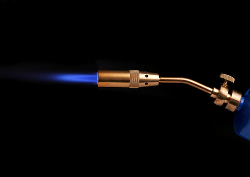 Blowtorch bilder – Bläddra bland 6,687 stockfoton, vektorer och videor ...