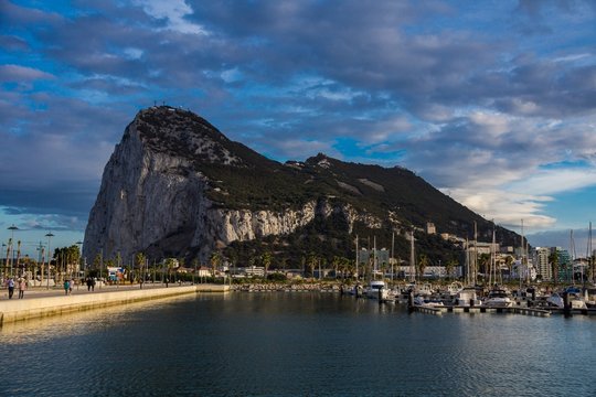 Imágenes de Gibraltar-Felsen: descubre bancos de fotos, ilustraciones ...