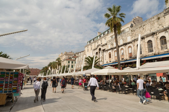 "Front De Mer" Images – Browse 3,997 Stock Photos, Vectors, and Video ...