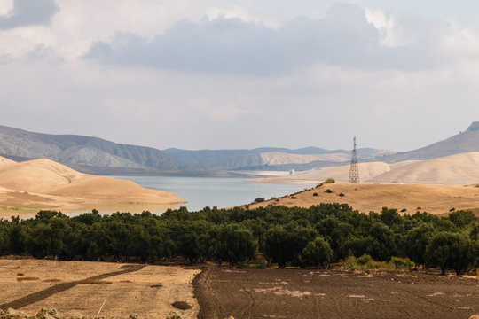 「Stuwmeer」の画像 - 8 件の Stock 写真、ベクターおよびビデオ | Adobe Stock