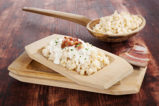 Halusky Bilder – Durchsuchen 414 Archivfotos, Vektorgrafiken und Videos ...