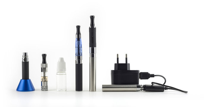 Esmoke bilder – Bläddra bland 1,051 stockfoton, vektorer och videor ...