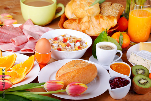 "Leckeres Frühstück" Stockfotos und lizenzfreie Bilder auf Fotolia.com ...