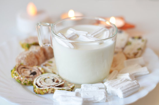 รูปภาพMilted – เลือกดูภาพถ่ายสต็อก เวกเตอร์ และวิดีโอ6,990 | Adobe Stock