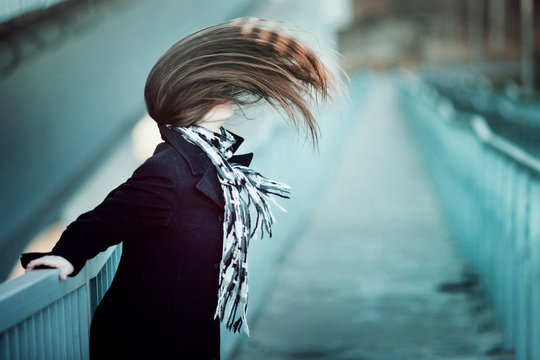 Szal bilder – Bläddra bland 350 stockfoton, vektorer och videor | Adobe ...