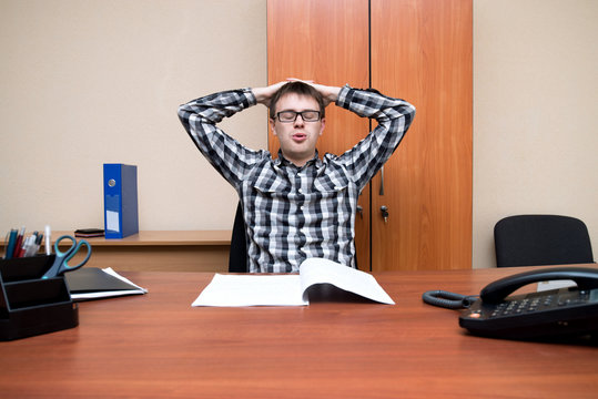 Frustrierend Bilder – Durchsuchen 28,771 Archivfotos, Vektorgrafiken ...