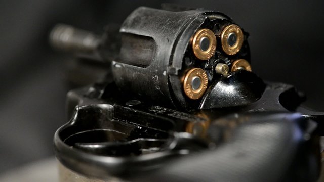 Revolvers Bilder – Durchsuchen 72,601 Archivfotos, Vektorgrafiken und ...